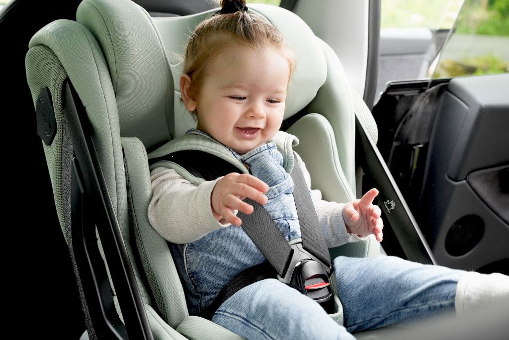 Axkid ONE+ desde nacimiento hasta 7 años con Isofix — Tienda para bebés ...